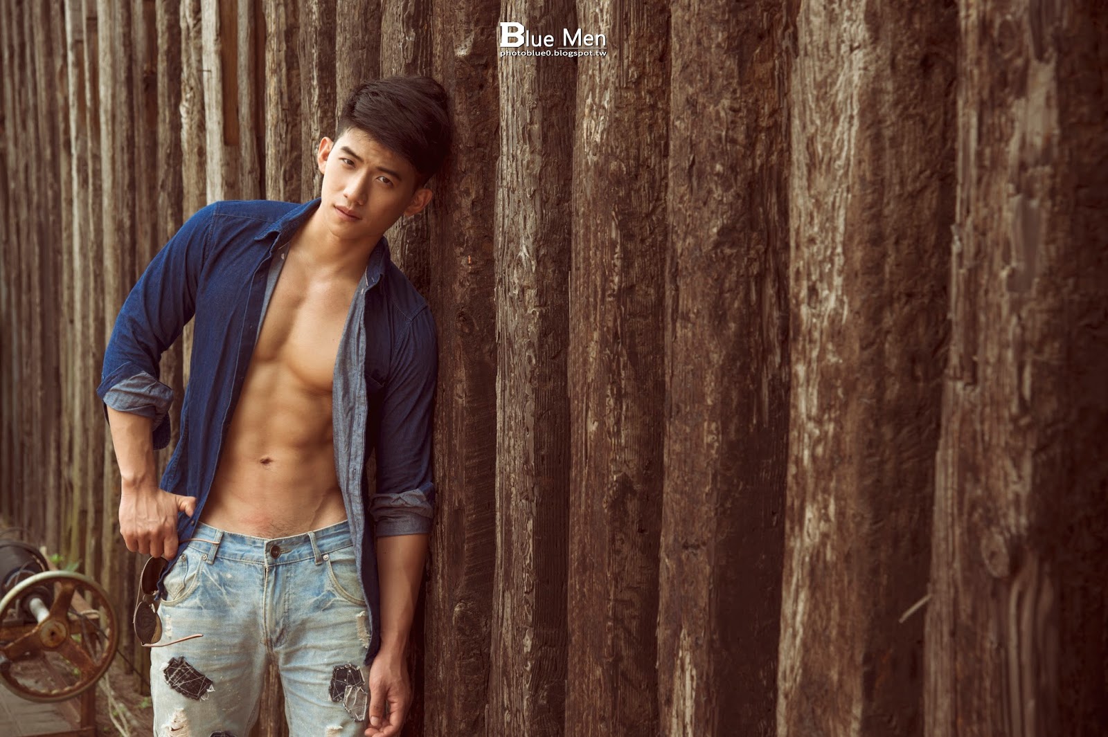 BLUE MEN magazine: BLUE MEN 允碩 徵合拍模特