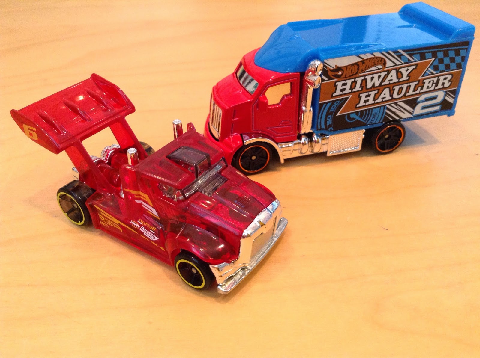 JULIAN'S HOT WHEELS BLOG: Rig Storm & Hiway Hauler 2