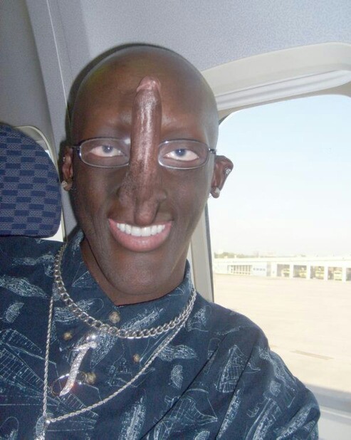 THE PILINGUI'S HOUSE: El rinoceronte negro africano