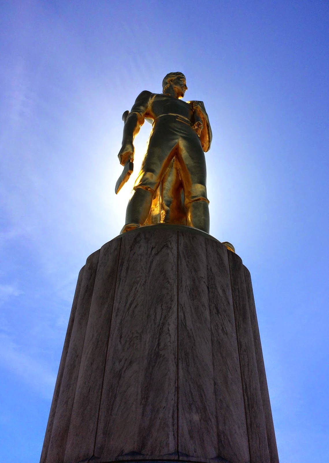 Was This Really a Sharp Idea?: Oregon State Capitol Building