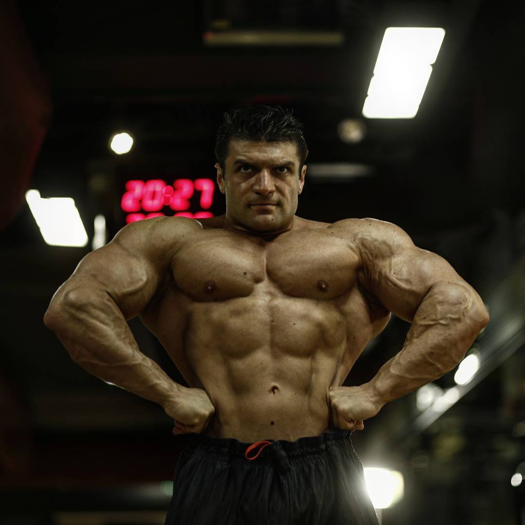 Muscle Lover: Turkish IFBB Elite Pro bodybuilder Firat Ürün