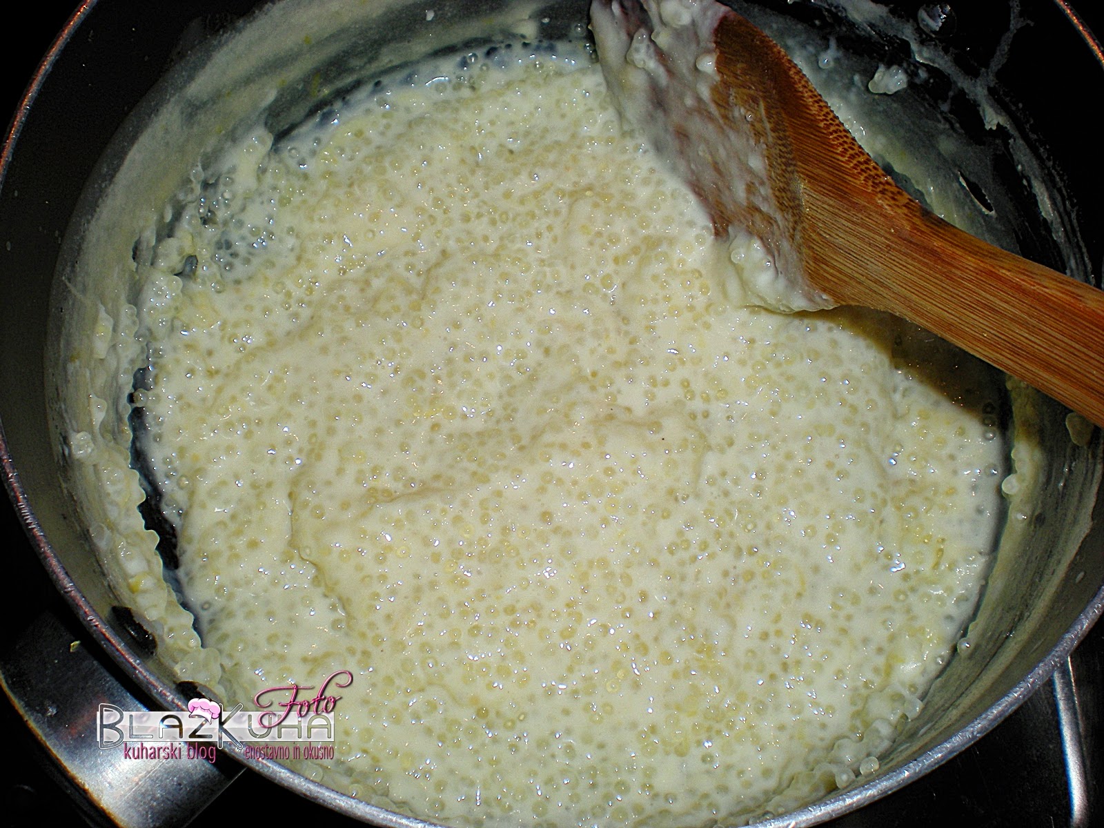 Sladica v kozarcu: tapioka z jagodami | BLAŽ KUHA - kuharski blog