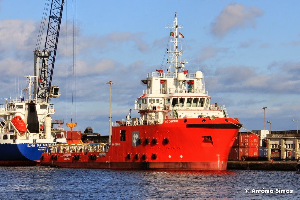 O Porto da Graciosa: AHTS "Go Canopus", em Ponta Delgada