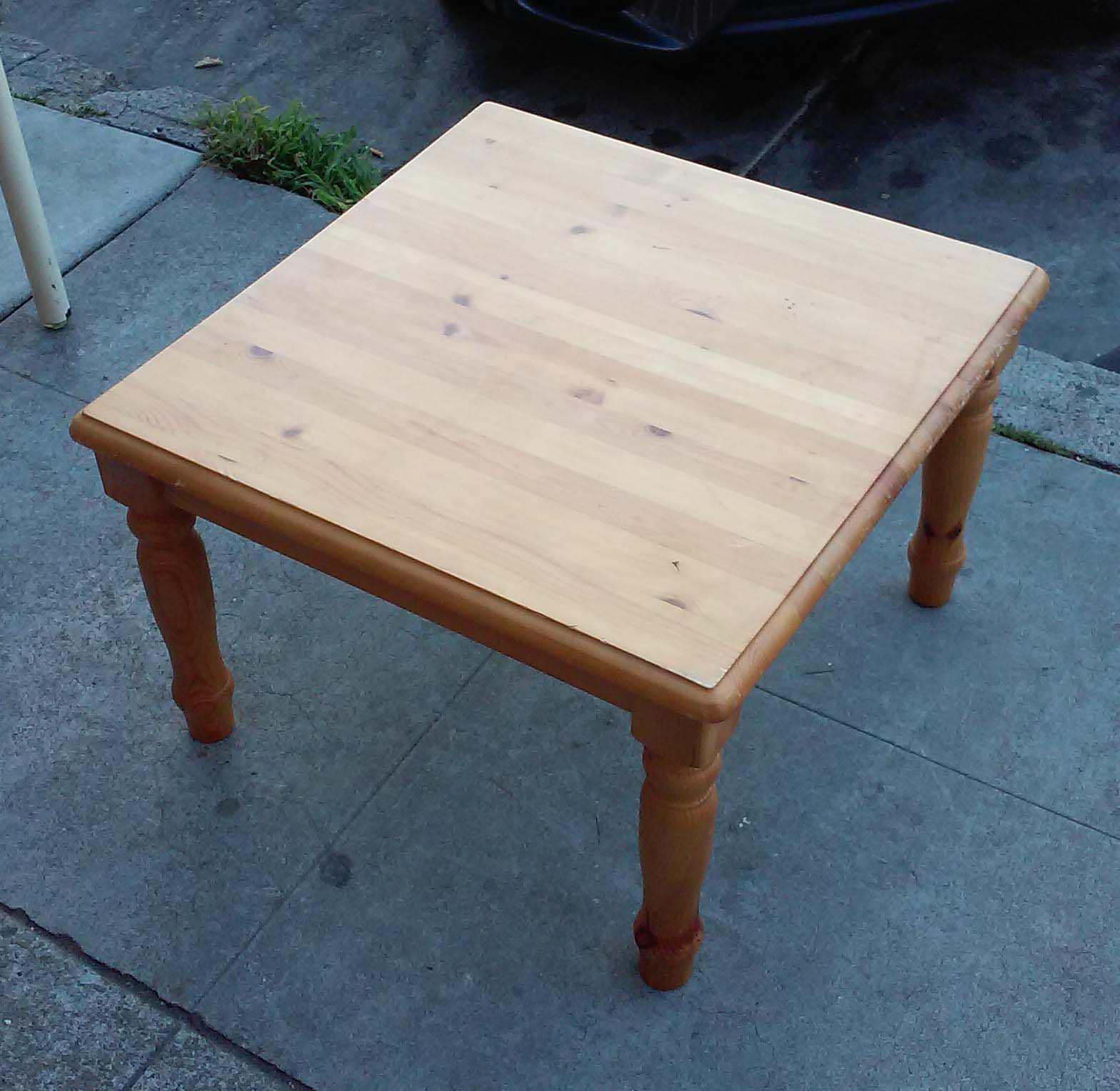 UHURU FURNITURE & COLLECTIBLES: SOLD 27'' Square Knotty Pine End Table ...