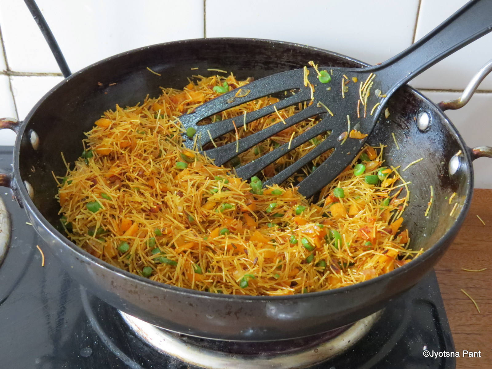 With Love from Mom's Kitchen: Low Oil Sewai Upma/सिवंई का उपमा (Low oil ...