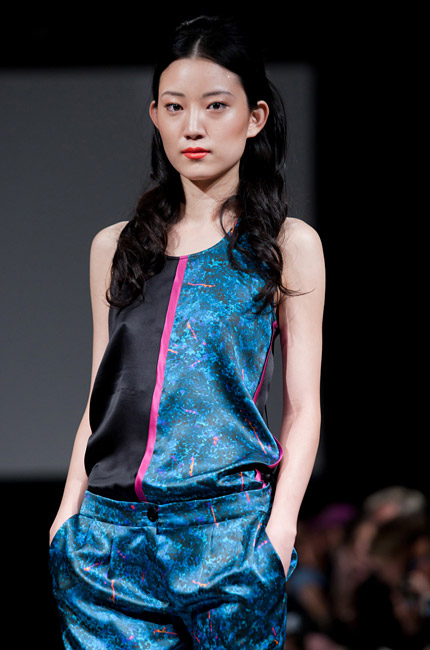 ELITE MODEL MANAGEMENT TORONTO : Ishie and Sarah J show off Calla ...