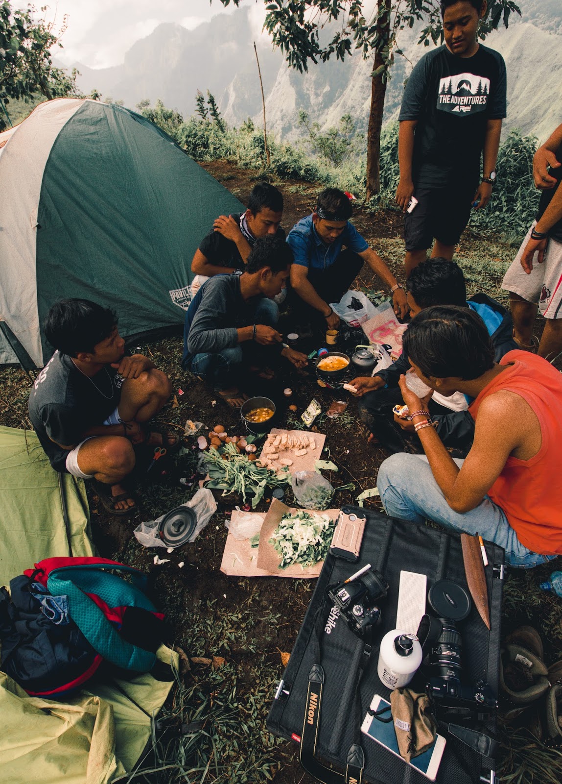 Pesona Watu Jengger Yang Mulai Rame dan Diminati Pendaki - Nurhadi Cahyono