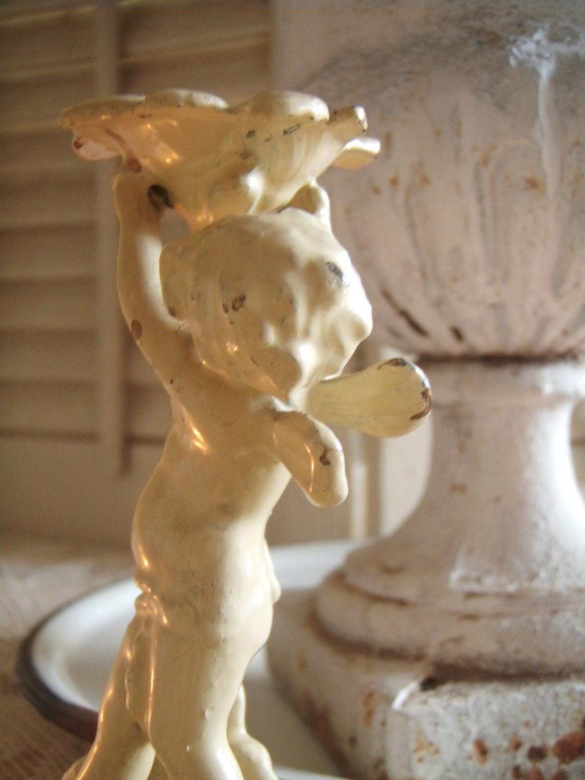 Cabin & Cottage : A Pair of Cherubs