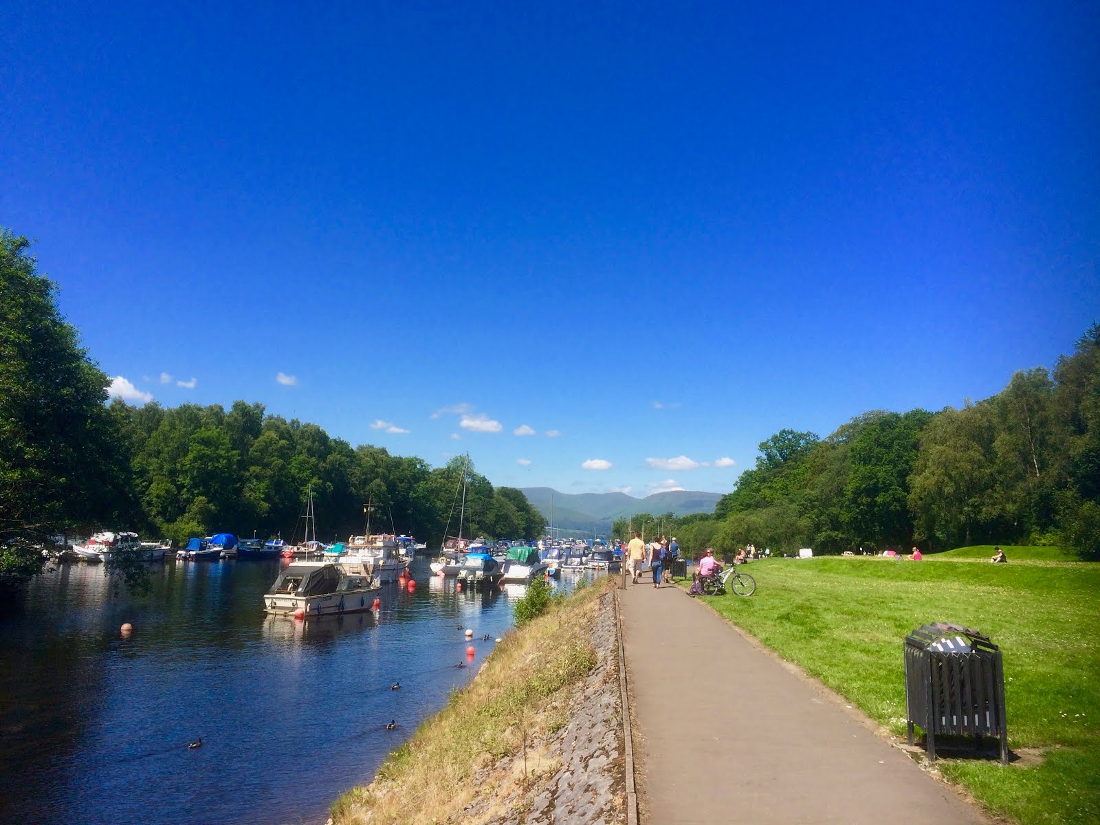Days out in the Borders : Balloch