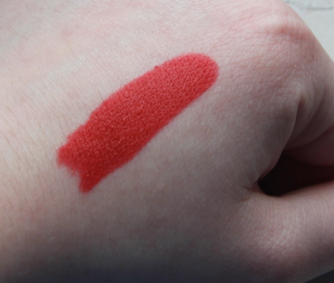 Rozaneek: Review: Mac Lipstick "So Chaud"