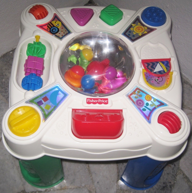 JuaiMurah: Fisher Price Musical Activity Table