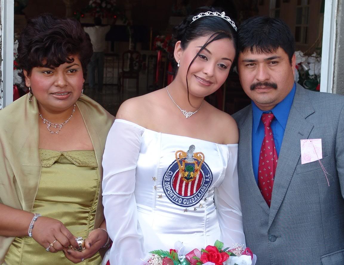 la cultura mexicana popular: ¿Que significa ser naco en Mexico?