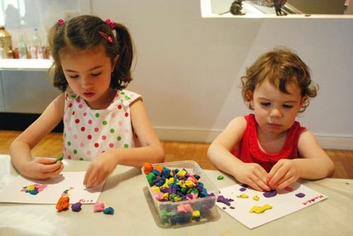 Trabajo por Rincones en Educación Infantil: Rincón de plástica