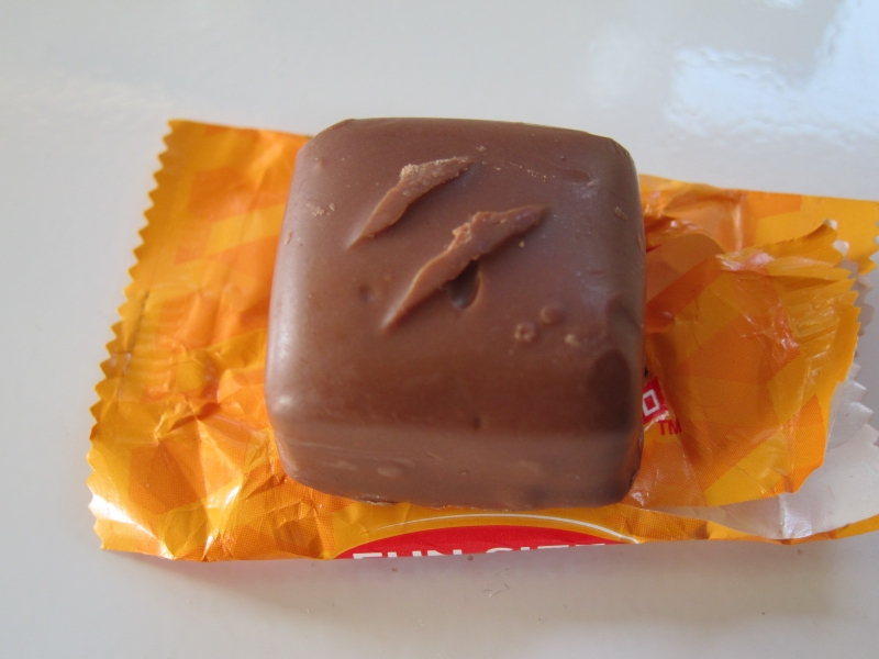 Review: Snickers Peanut Butter Squared