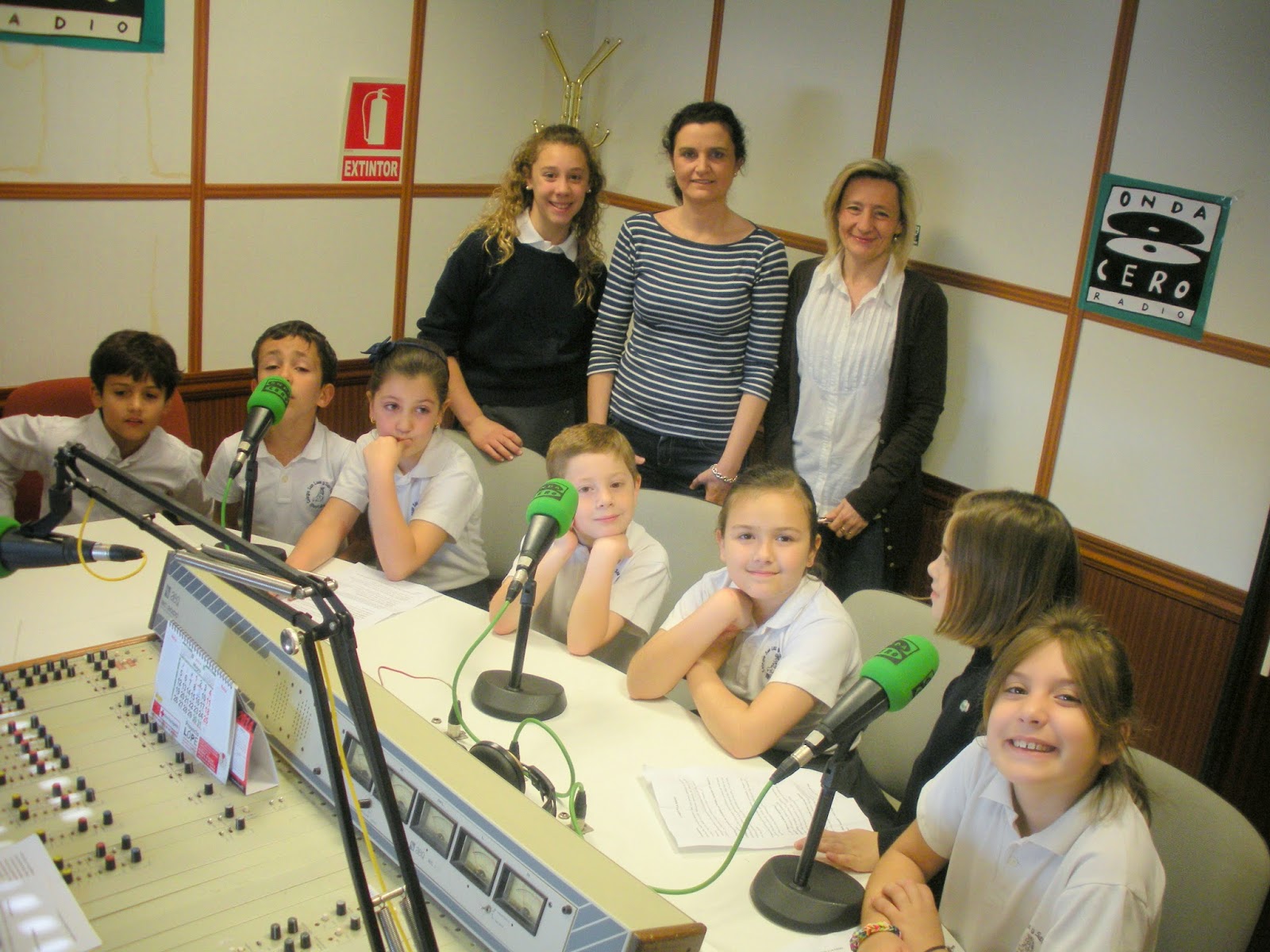 AULA DE SUPERACIÓN: ¡A LA RADIO!