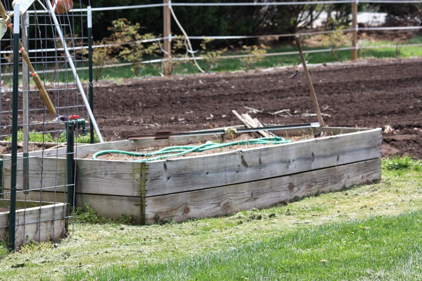 Honey Hole Farm: Raised Bed Ideas Garden Tour
