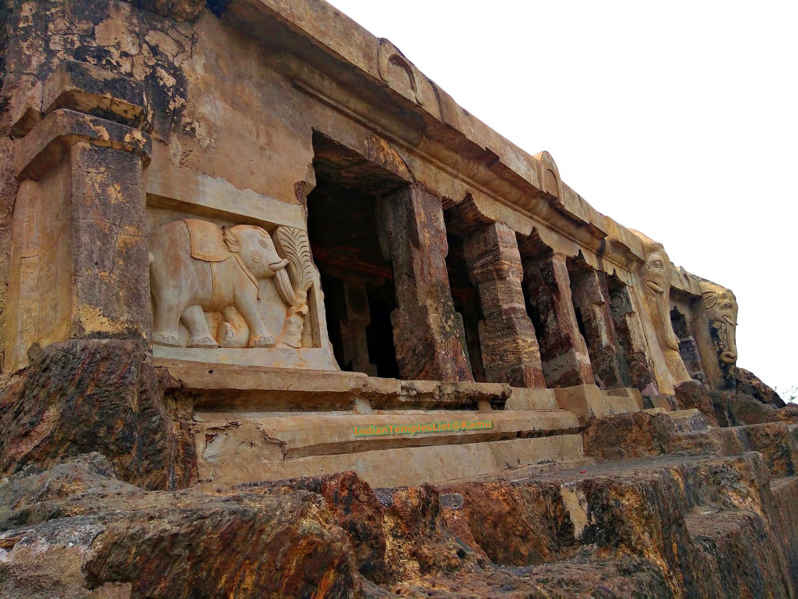 Famous Undavalli Caves in Vijayawada - History, Timings and Attractions ...