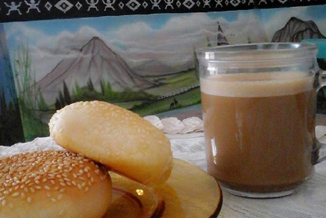 Kompiang: Sejarah Dunia Dalam Makanan Lokal | Labuan Bajo Molas