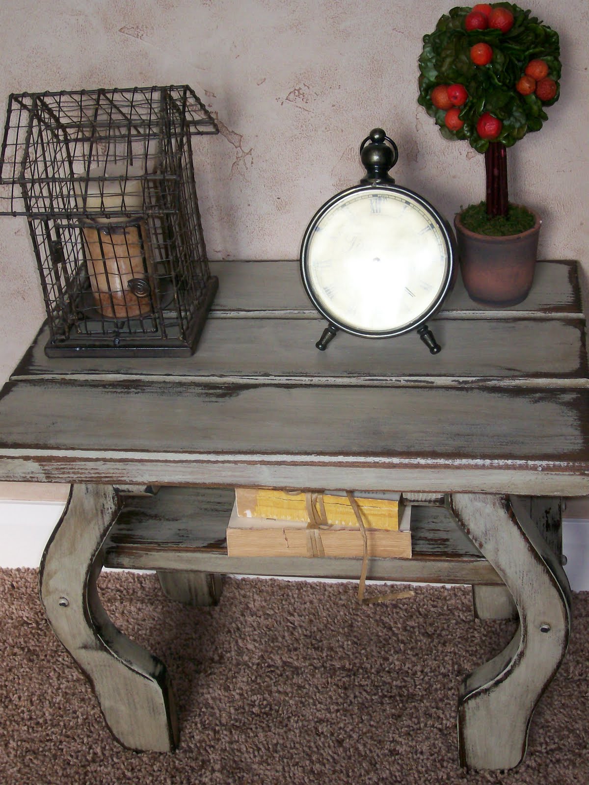Doubletake Decor: A few more rustic tables