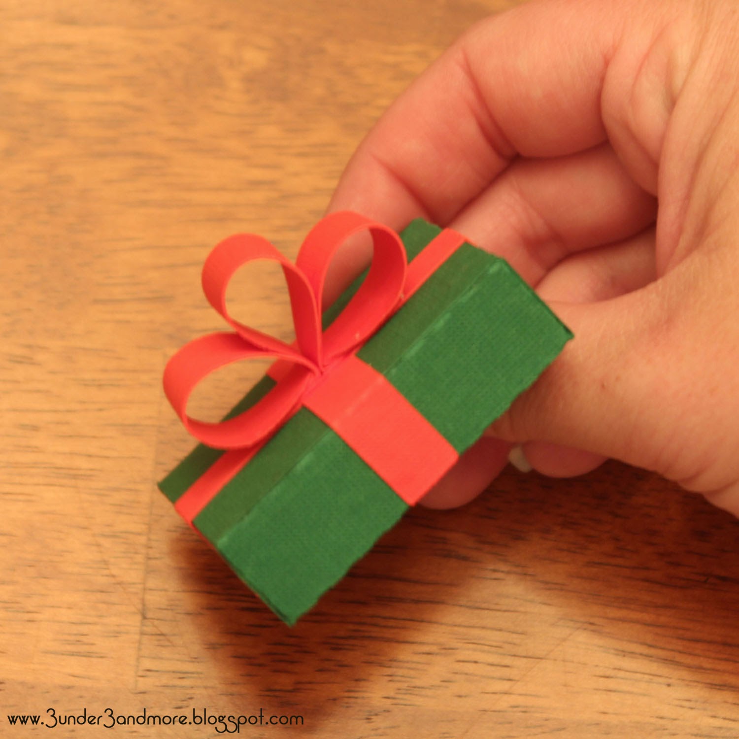 3 under 3 and more: 3D Present Boxes tutorial