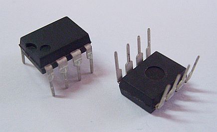 Dwi Hermawan: Komparator