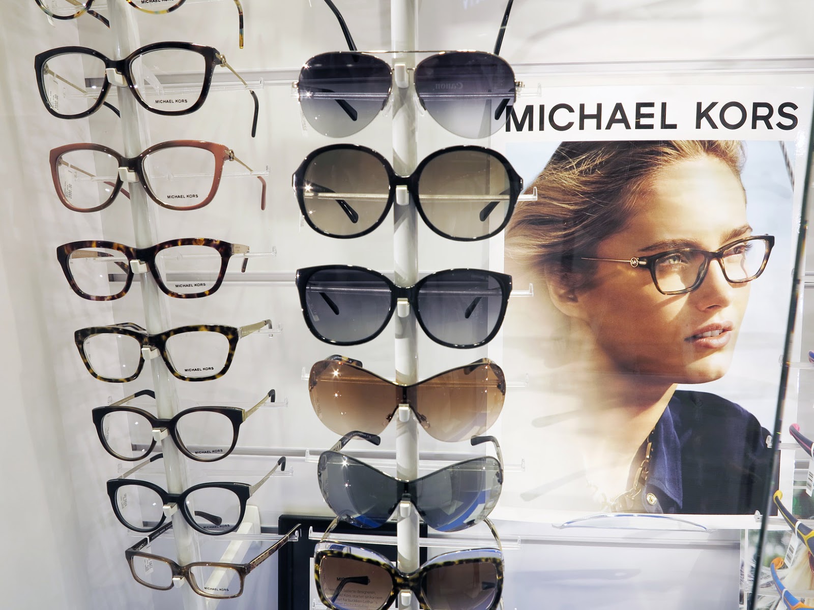 FASHION IN OSLO: Sweet shades by Krogh Optikk and Costume