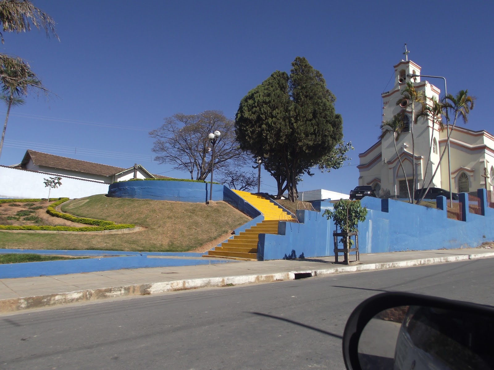 TURISTANDO PELO MUNDO: Igaratinga, Minas Gerais - Cercada pelo mar de ...