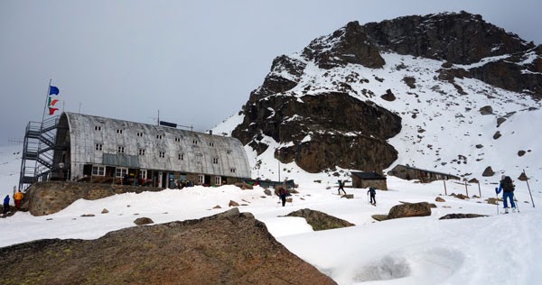 Rifugio Vittorio Emanuele II, 2732 m