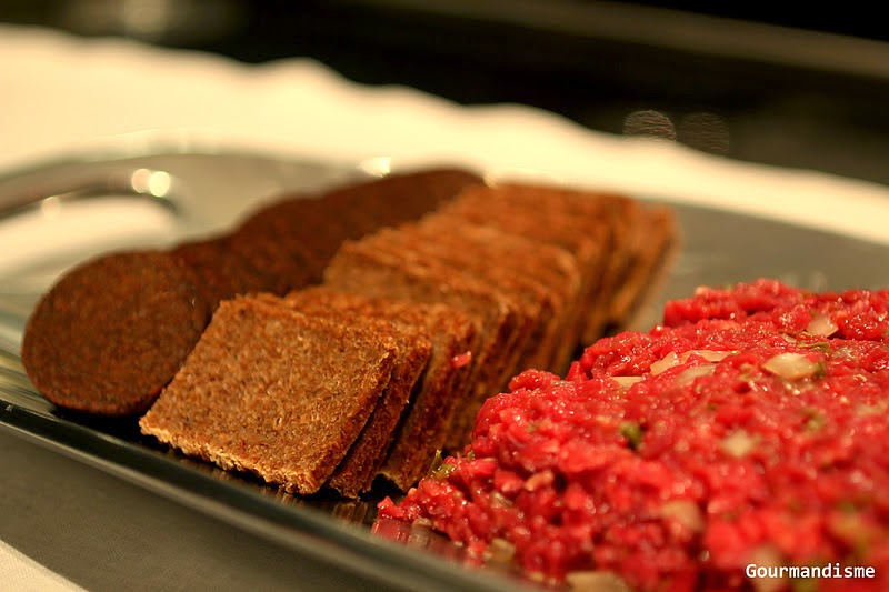 Hackepeter & Pão com Bolinho | Blog Bruna Leite