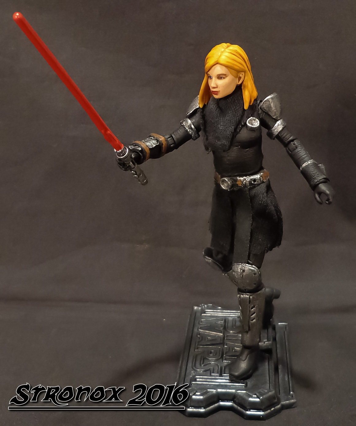 Stronox Custom Figures: Star Wars: Lana Beniko