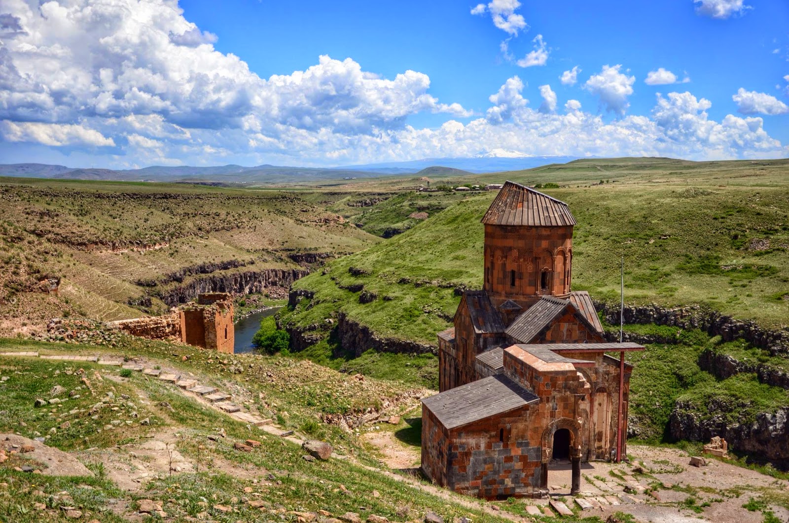末日旅遊 - 食物, 穿著, 住宿, 交通: 土耳其旅遊照片精選 - Turkey Kars Ani