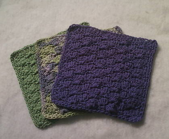 Simple Shell Dishcloth - Free Crochet Pattern