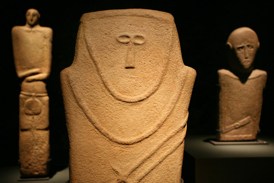 bensozia: Statues from Iron Age Arabia