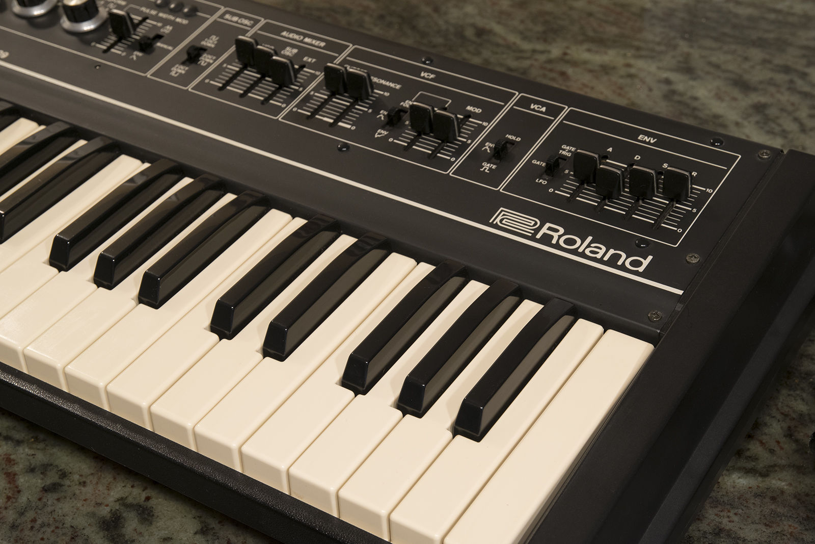 MATRIXSYNTH: Roland SH-09 Vintage Analog Synthesizer SN 096888