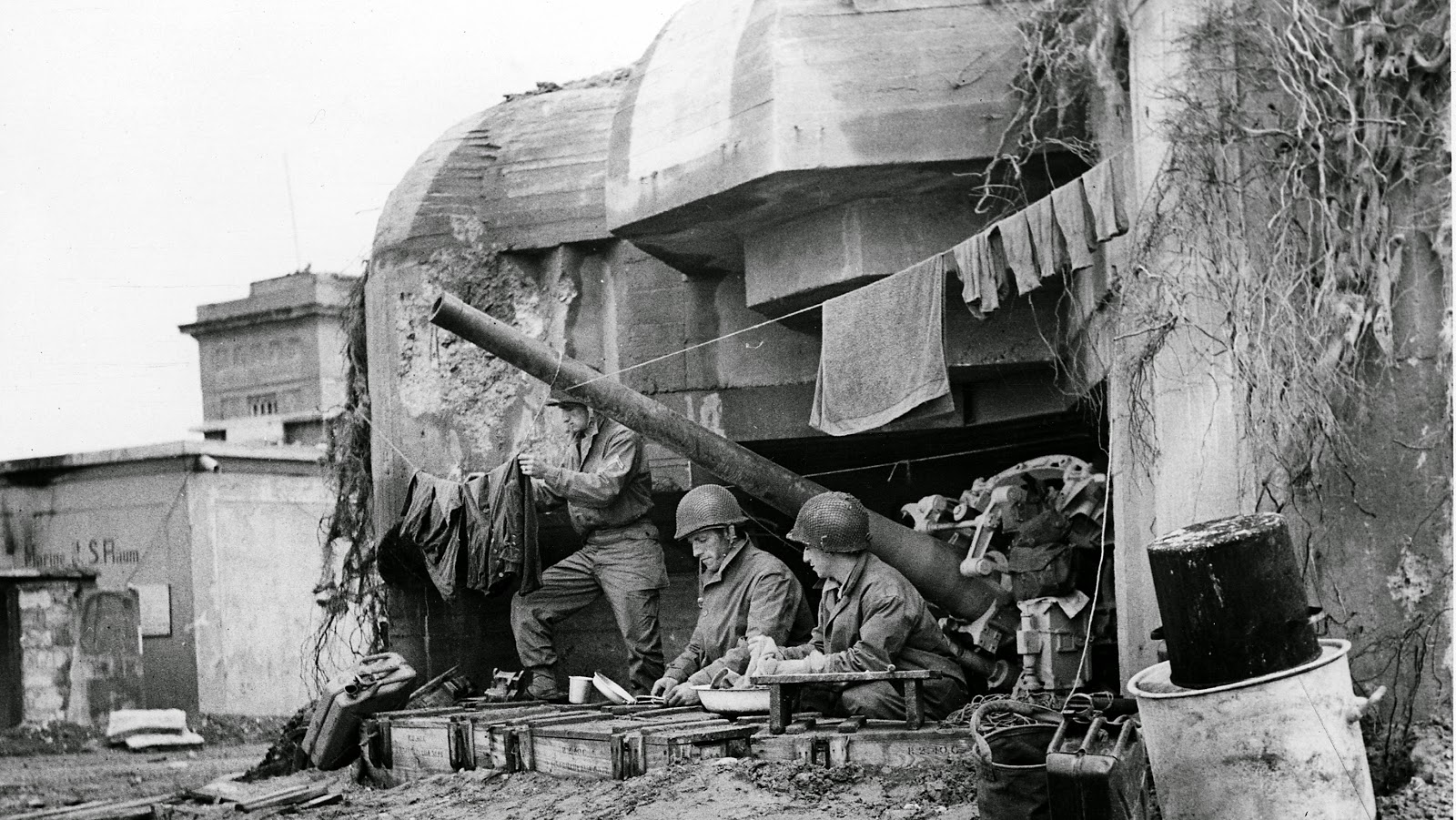 A Born Again Roman: Hitler's wall