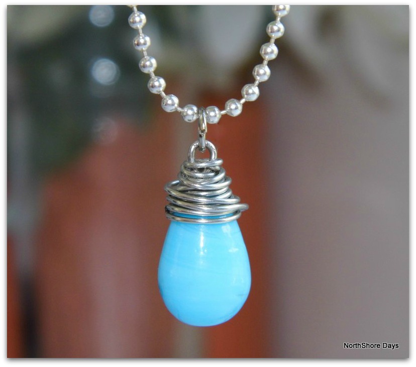 NorthShore Days.....: Simple Wire Wrapped Pendant