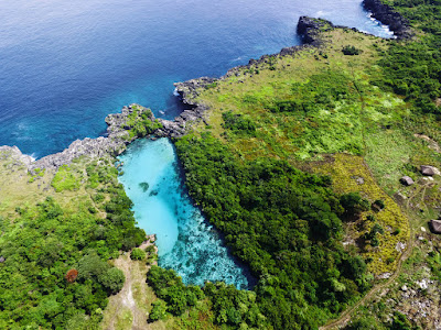 Tropical Beauty of Weekuri Lagoon as an Awesome Holiday Destination ...