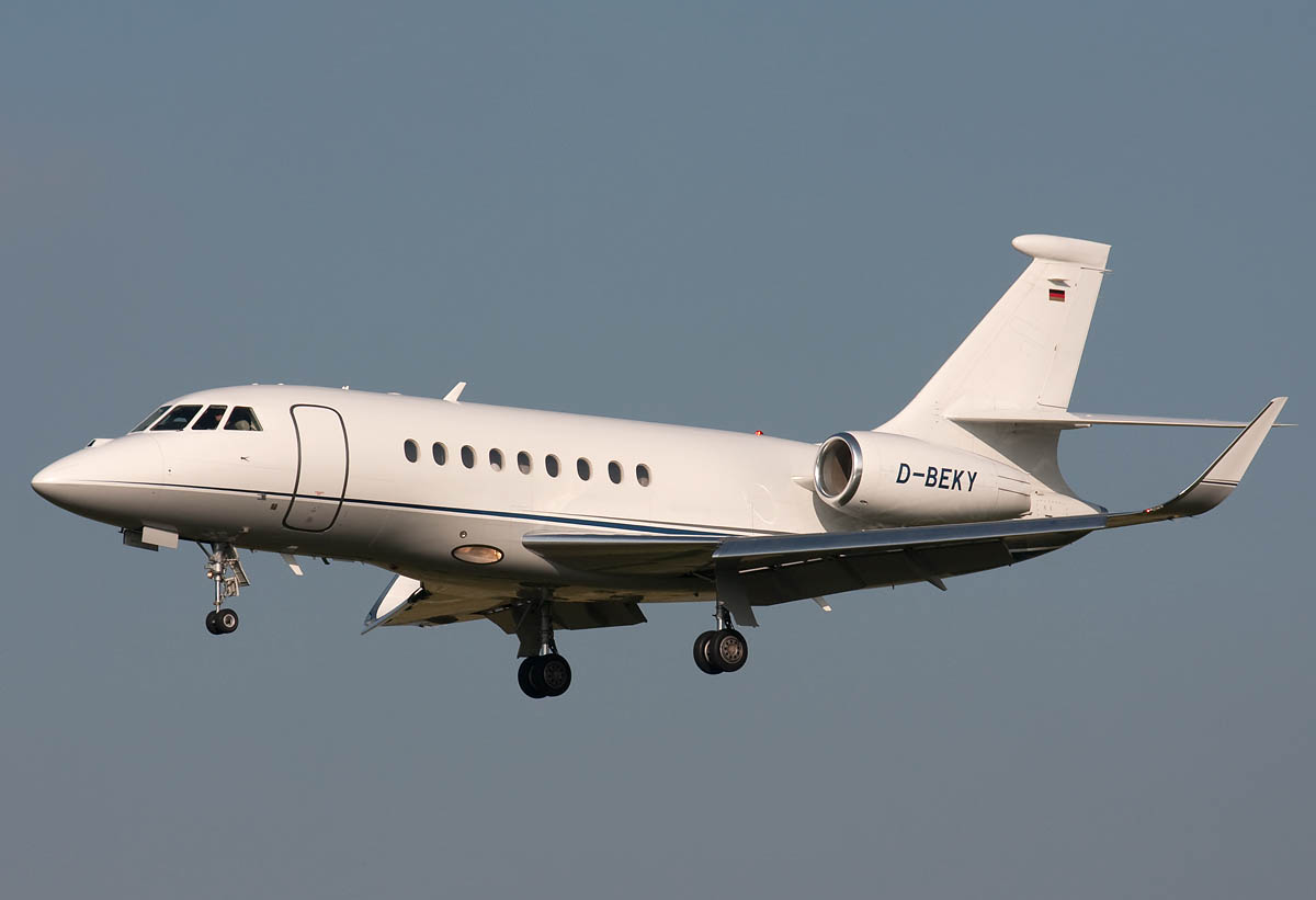 Jet und Propp`s 2011 von Jürg Bosshard: D-BEKY - BASF AG - Dassault ...