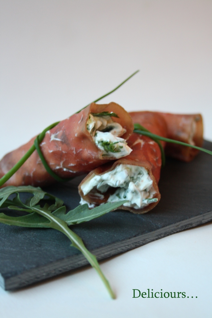 Deliciours...: Roulés de viande des Grisons au chèvre & roquette