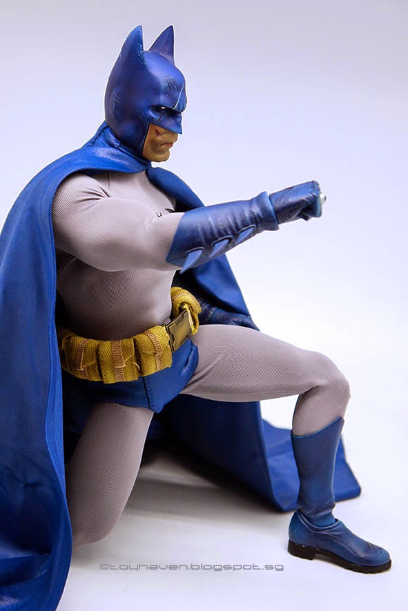toyhaven: Review III Sideshow Exclusive DC Comics 1/6th scale Blue ...