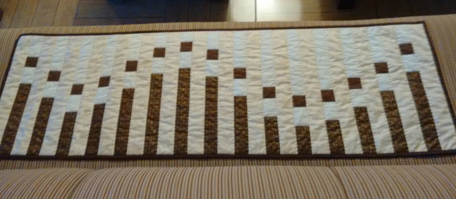 ♥♥♥Marina Patchwork♥♥♥ ·._.·´¯): Modern wave table runner.