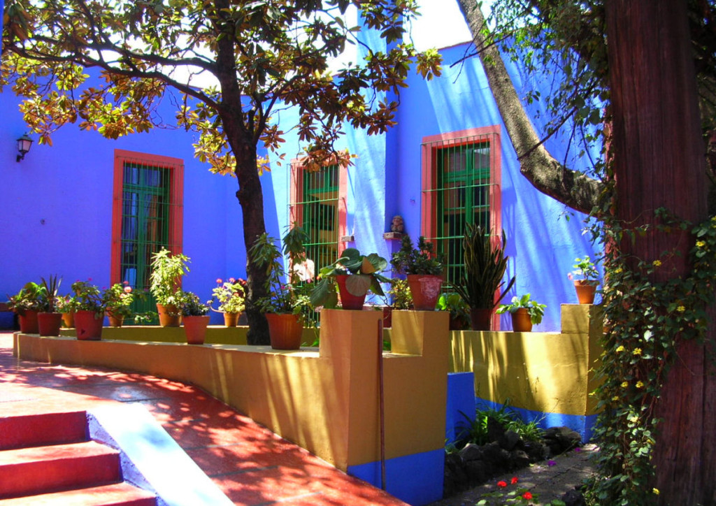 El Rincón de Kahlo: La Casa Azul: El Lugar mas íntimo de Frida Kahlo.