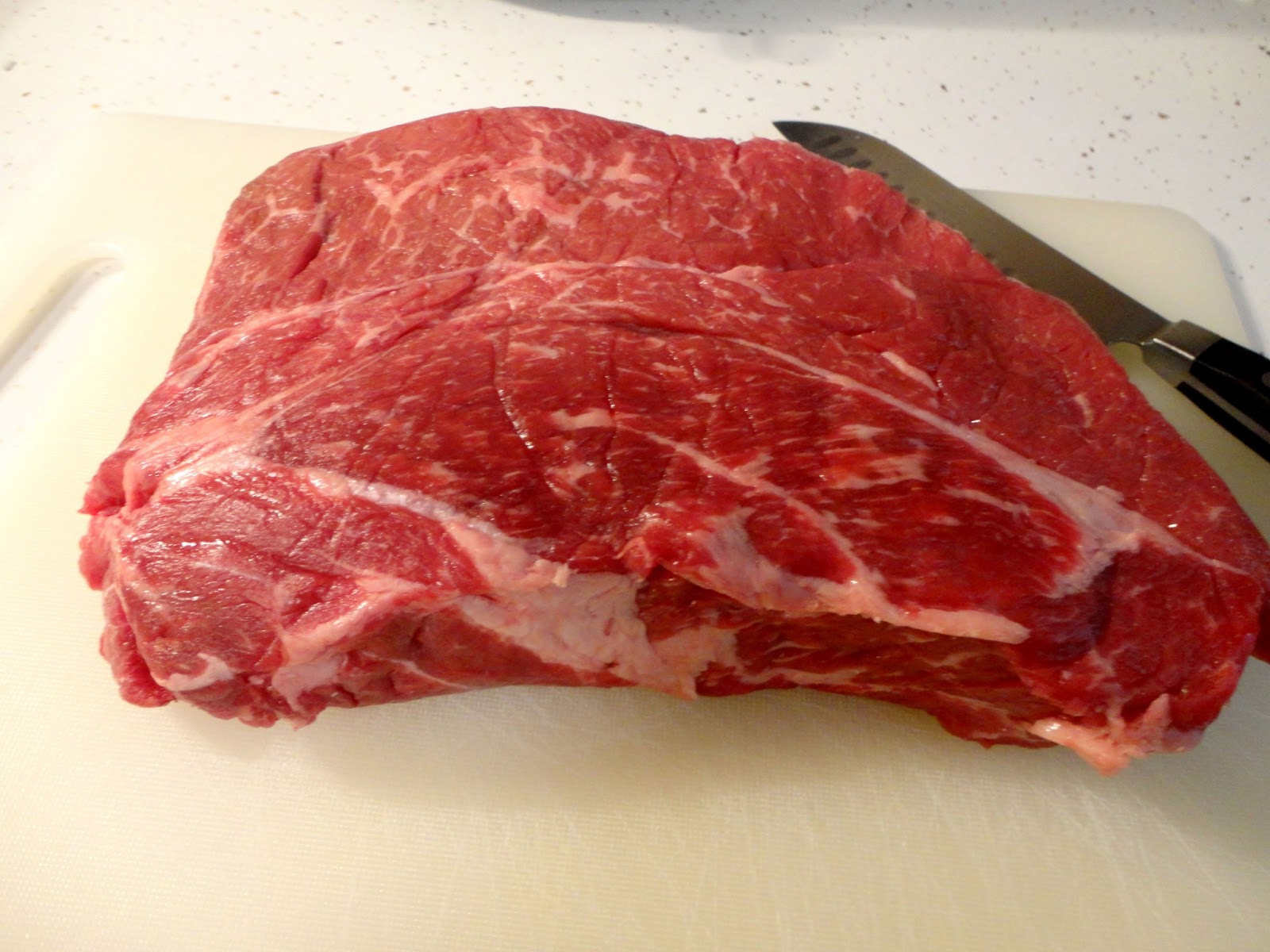 Rosie Discovers: Shredded Beef Mole Pasilla with Guacamole for Cinco De ...