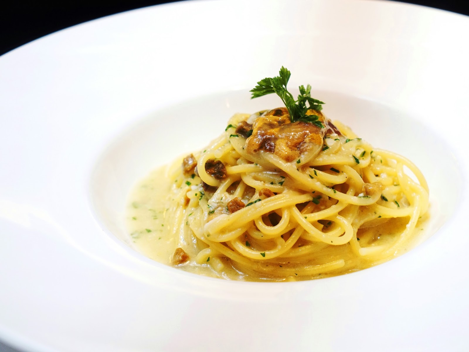 PinkyPiggu: Ultimate Guide To BEST UNI (Sea Urchin) PASTA In Singapore!