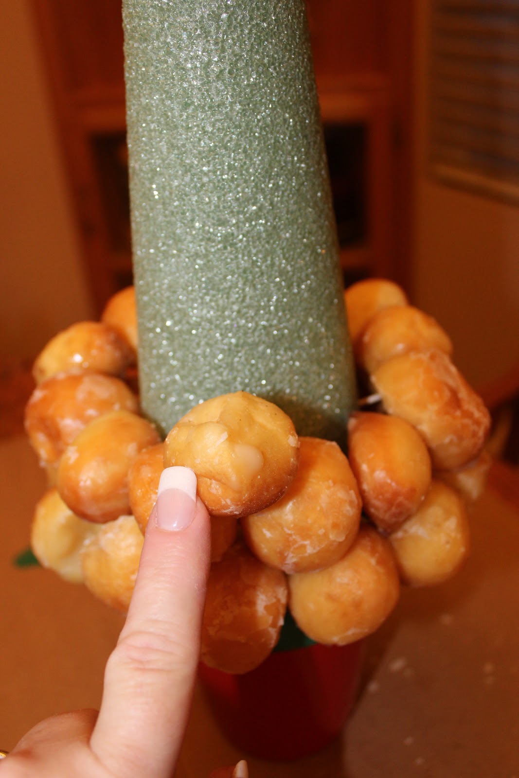 Michelle's Tasty Creations: Holiday Donut Tree