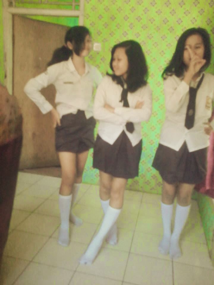 Bahan Coli Cewek SMP Cabe-cabean - Gumiho Online