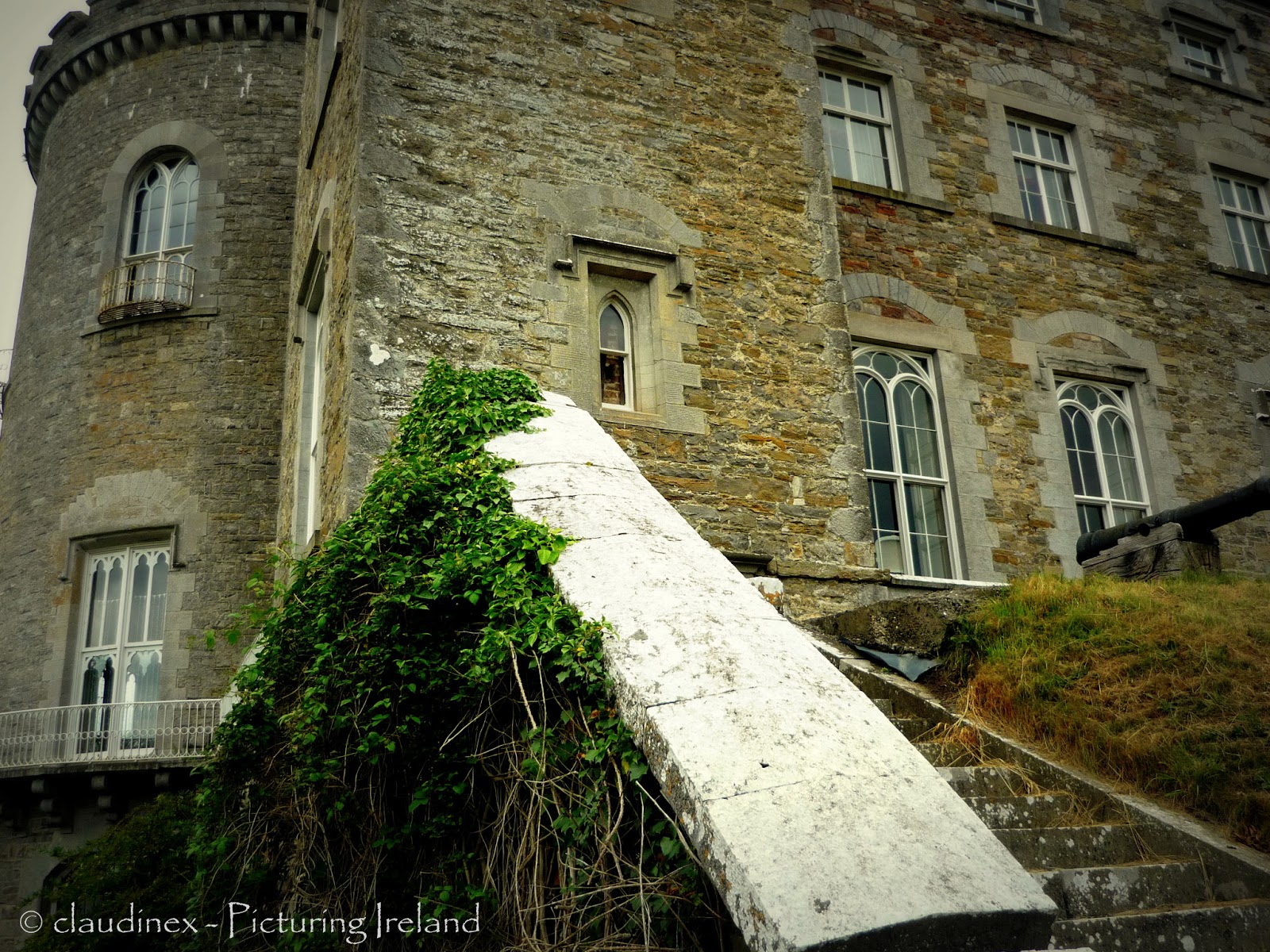 Picturing Ireland : Built on Rock´n´Roll: Slane Castle, Co. Meath