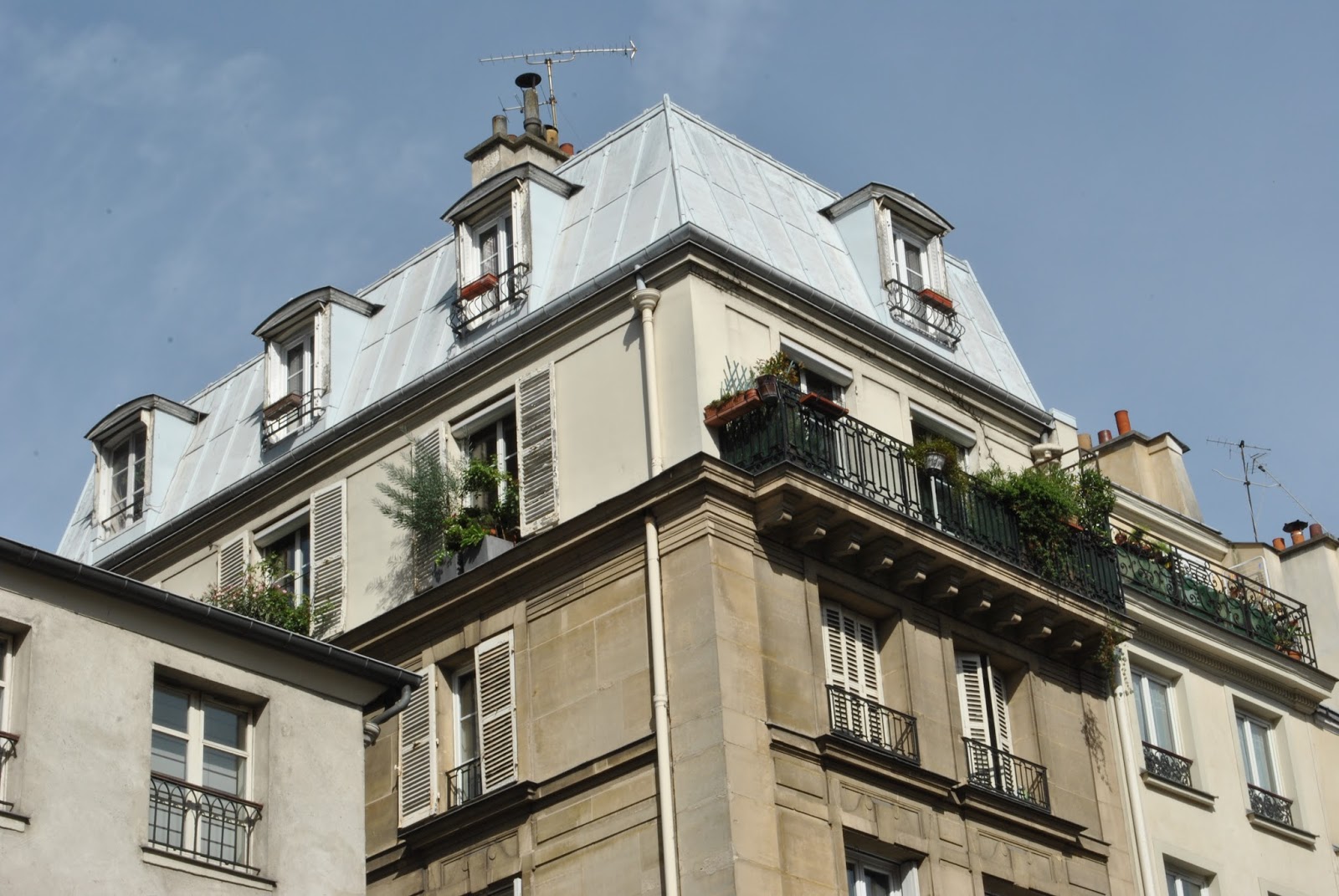 Bâtiment - ville et énergie: La surélévation de bâtiments à Paris