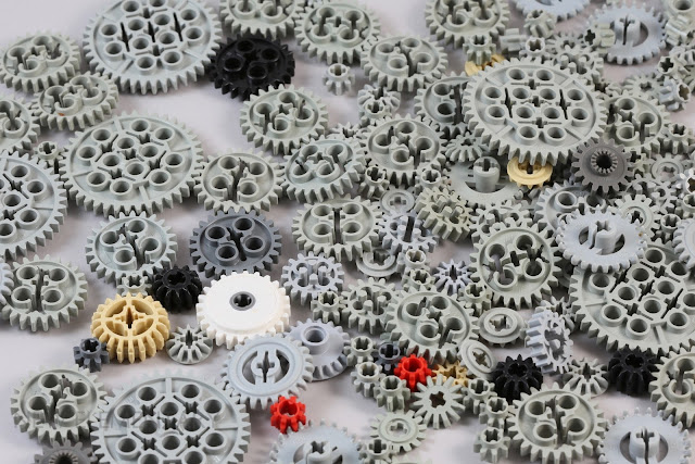 LEGO® Gears: from Samsonite to splat! | New Elementary: LEGO® parts ...
