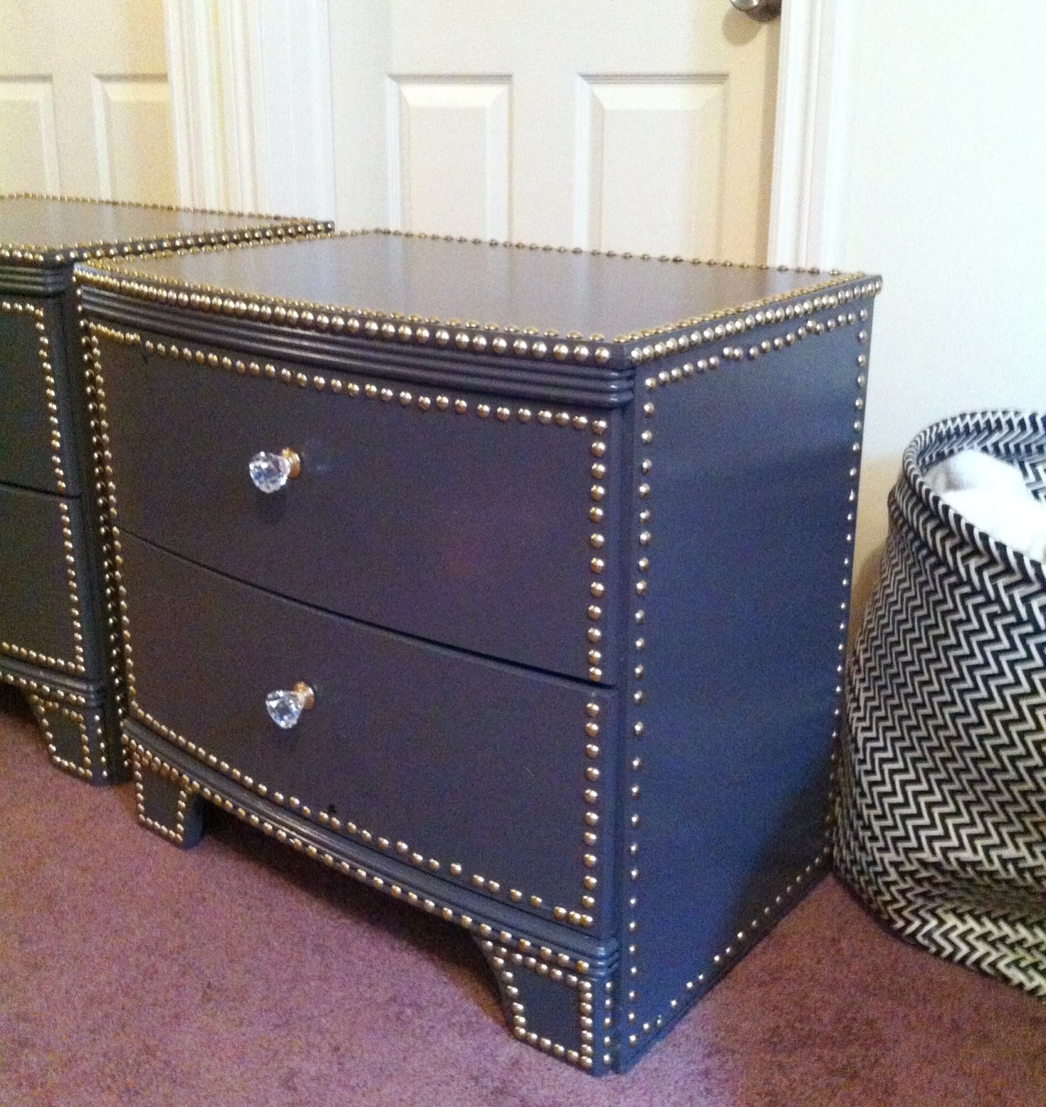 danielleDEVRIES Designs: DIY BEDSIDE TABLE TRANSFORMATION...